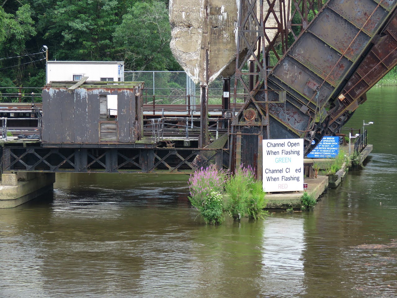 The Position Light: PHOTOS: Reading DARBY CREEK DRAWBRIDGE