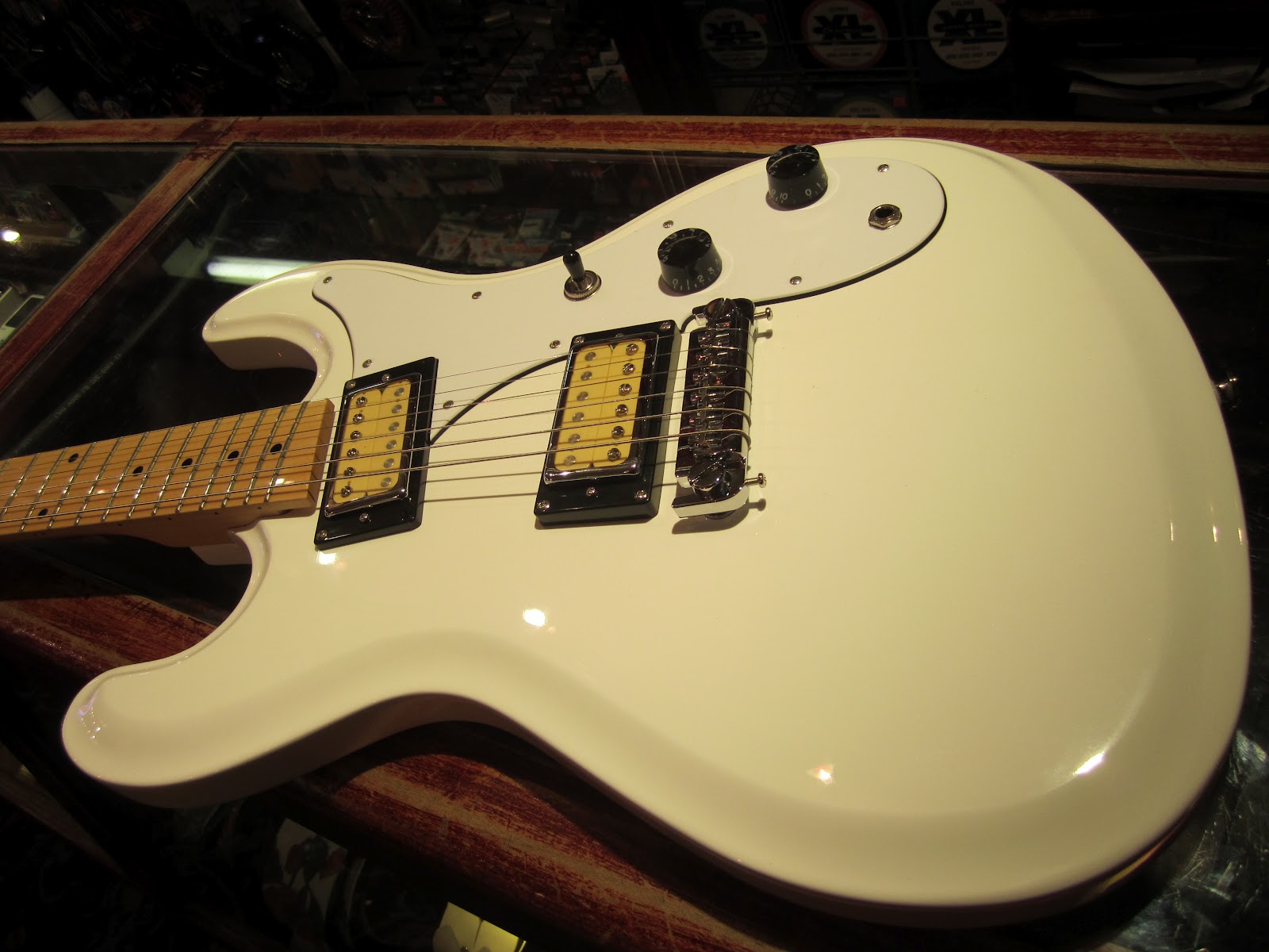 Amplified Obsession: Eastwood Hi-Flyer Phase 4