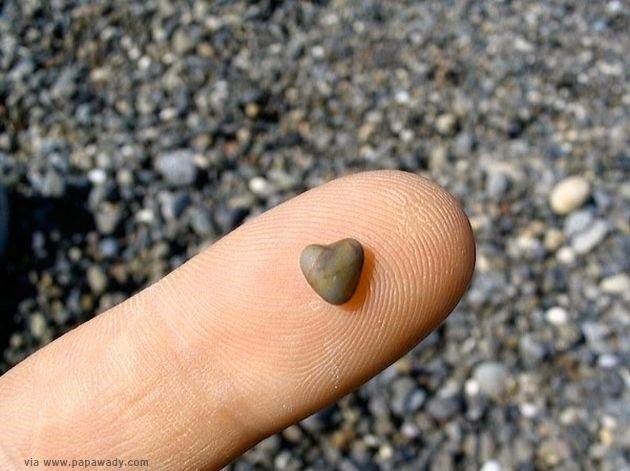15 Amazing Pictures of Natural Heart Symbol around the World