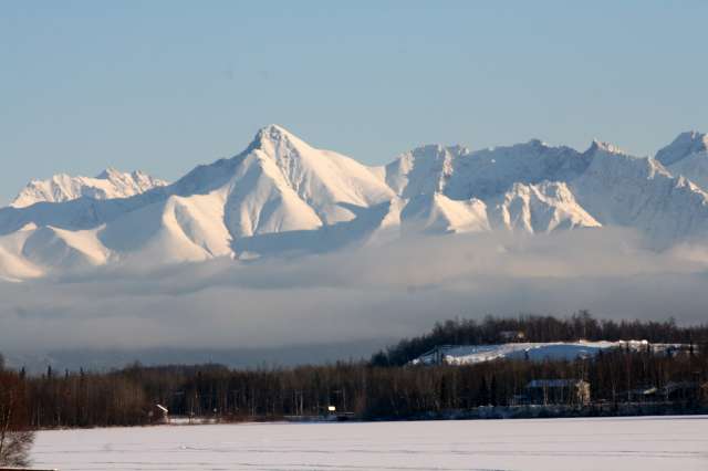 Sunhusky's Alaska: And more snow....and Wasilla Lake