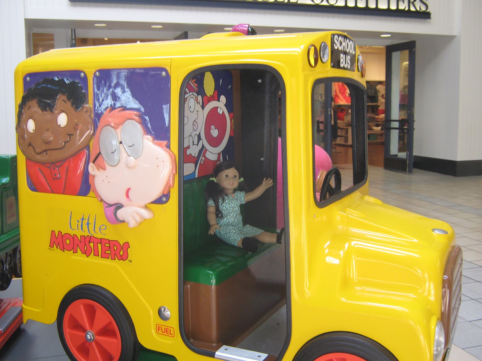 Dabbling Dani: The Mall!