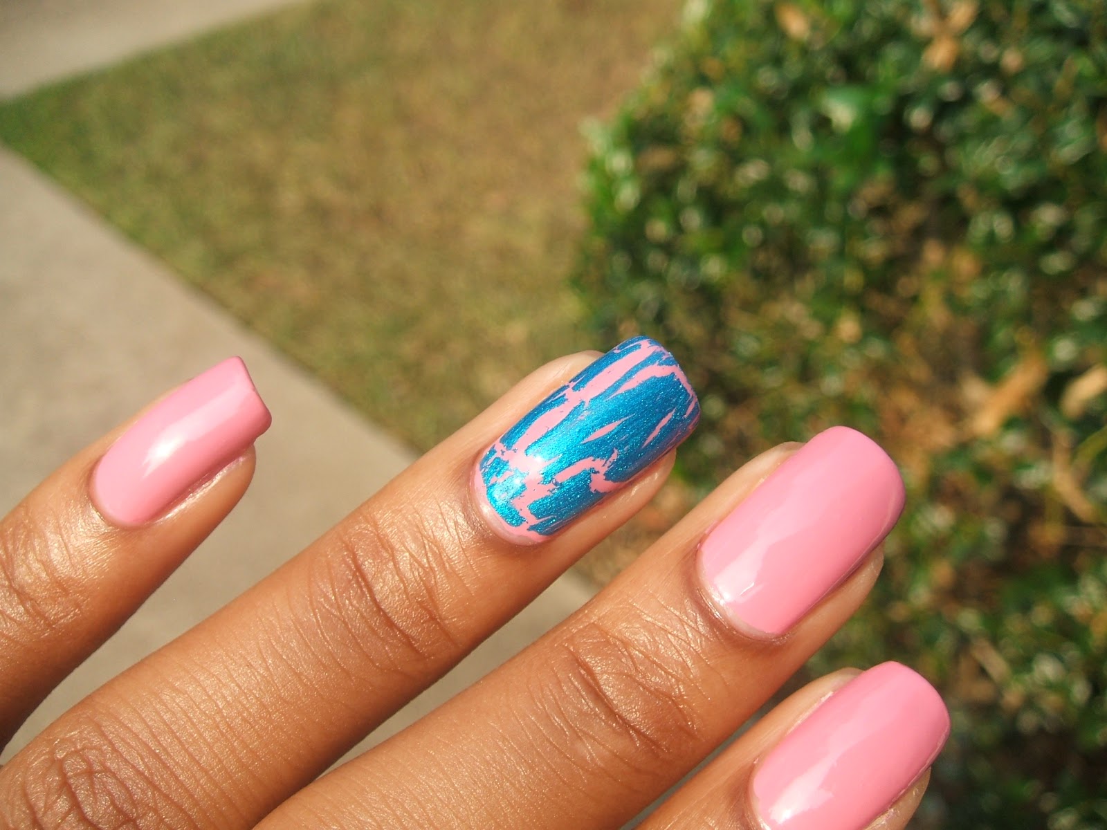 Pink Wednesday ~ Zoya Flora