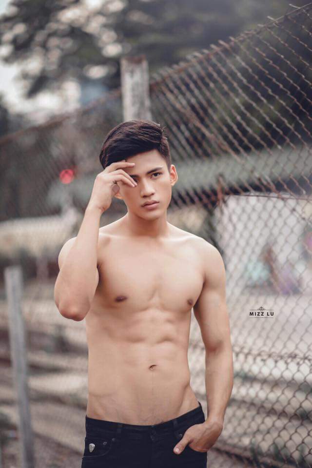 This Guy's World: Paing Soe Tun by Mizz Lu