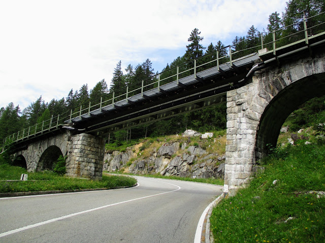 1001 PUERTOS: GRIMSELPASS/ OBERAARSEE (por Oberwald)