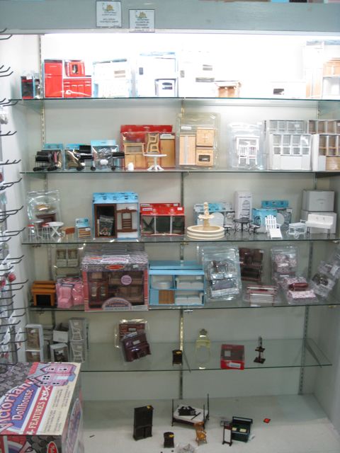 The Doll House and Toy Store in Scottsdale, Arizona | The Toy Box ...