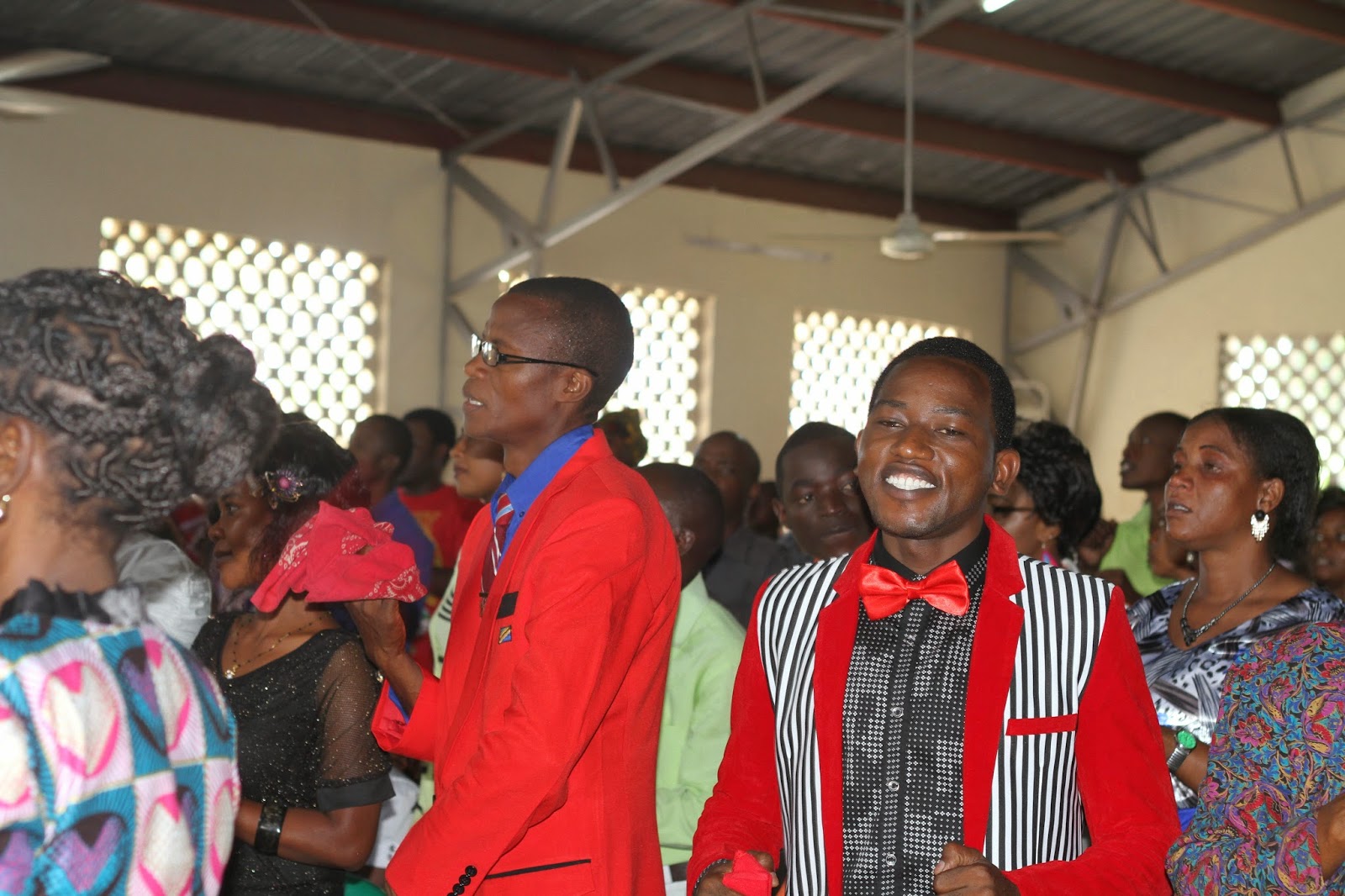 IBADA YA MAOMBI NA MAOMBEZI KARIAKOO ZANZIBAR