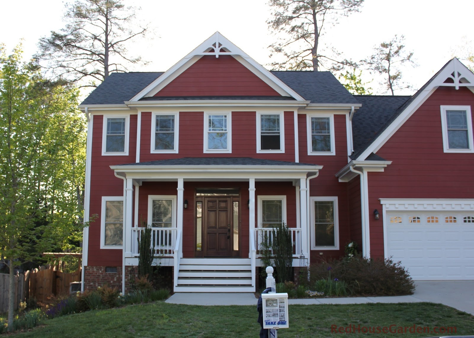 Red House Garden: April 2013