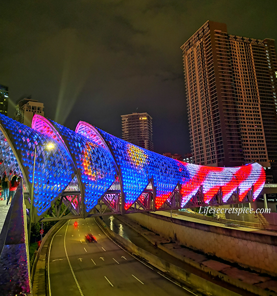 Colorful Saloma Link Bridge, Latest attraction in Kuala Lumpur
