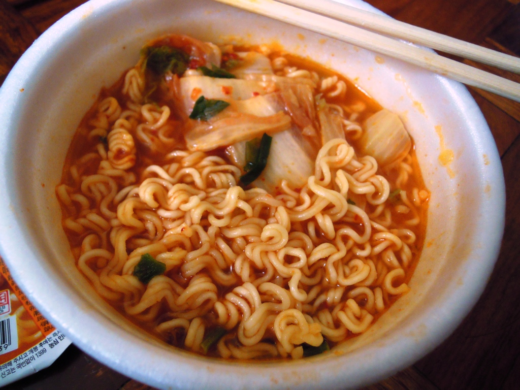 Korea Beauty Blog: Korean Fire Noodles Hot Spicy Instant Ramen Ramyun ...