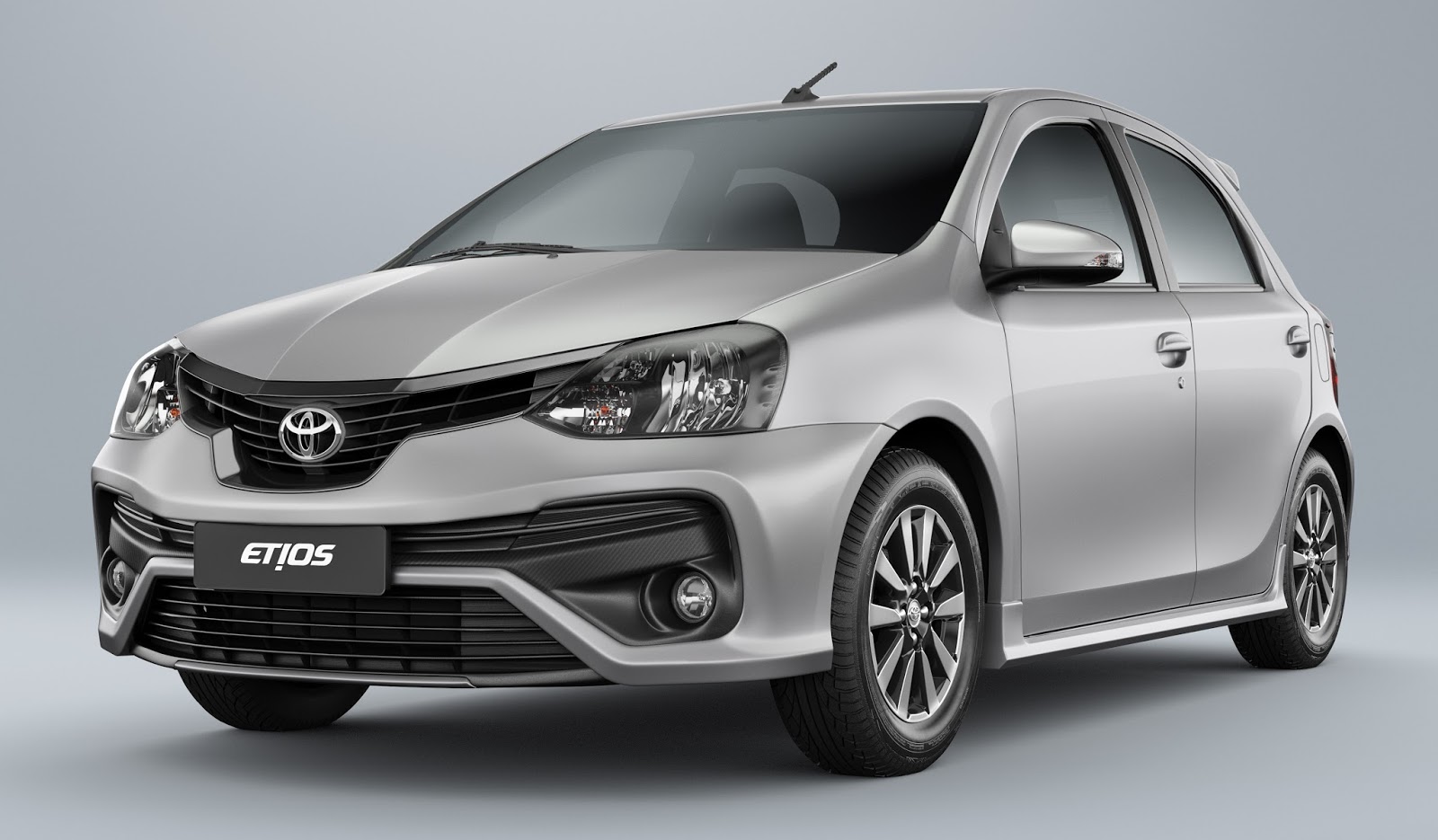 Toyota Etios 2019 ganha controles de estabilidade/tração e perde versão ...