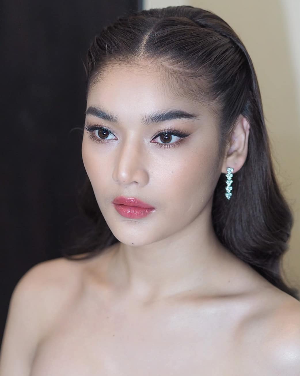 Thanyada Kunpaipuen – MtF Transgender Face Beauty MakeUp - TG Beauty