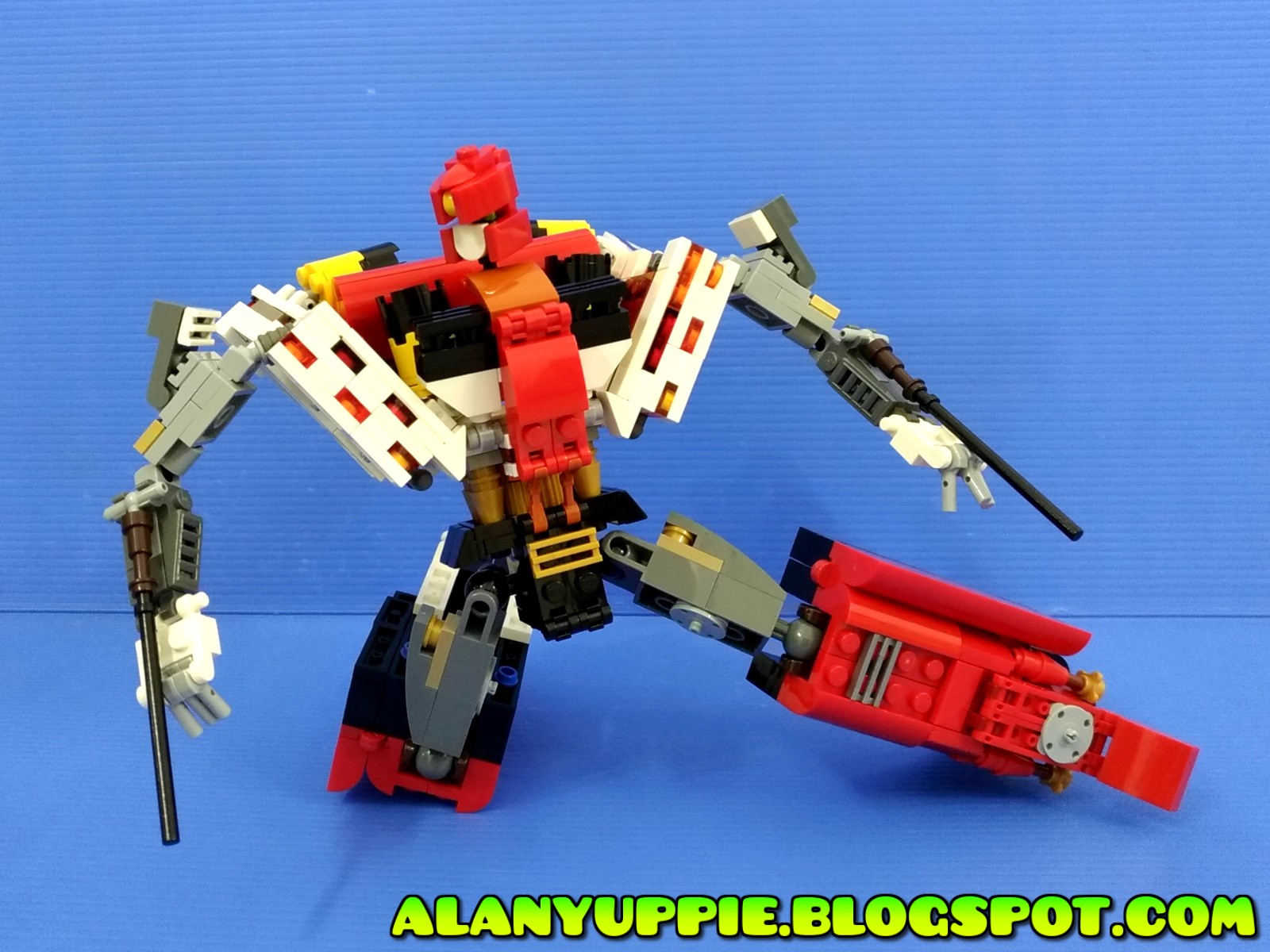 Alanyuppie's LEGO Transformers: (Updated with video) LEGO Transformer ...