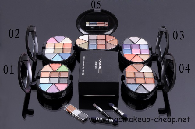 SHE FASHION CLUB: Mac Makeup Kits