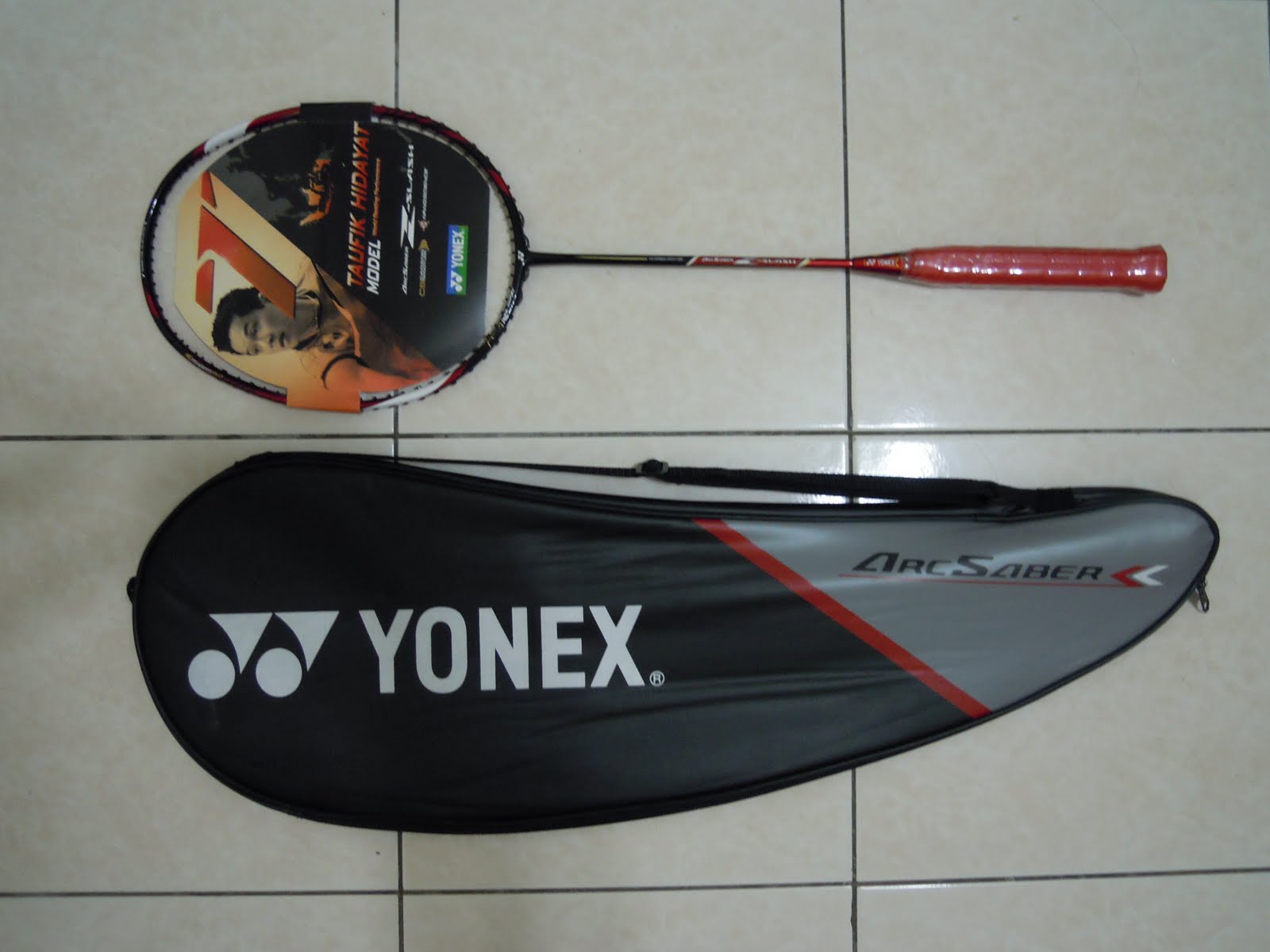 tenten: Yonex ArcSaber Z-Slash Taufik Hidayat Limited