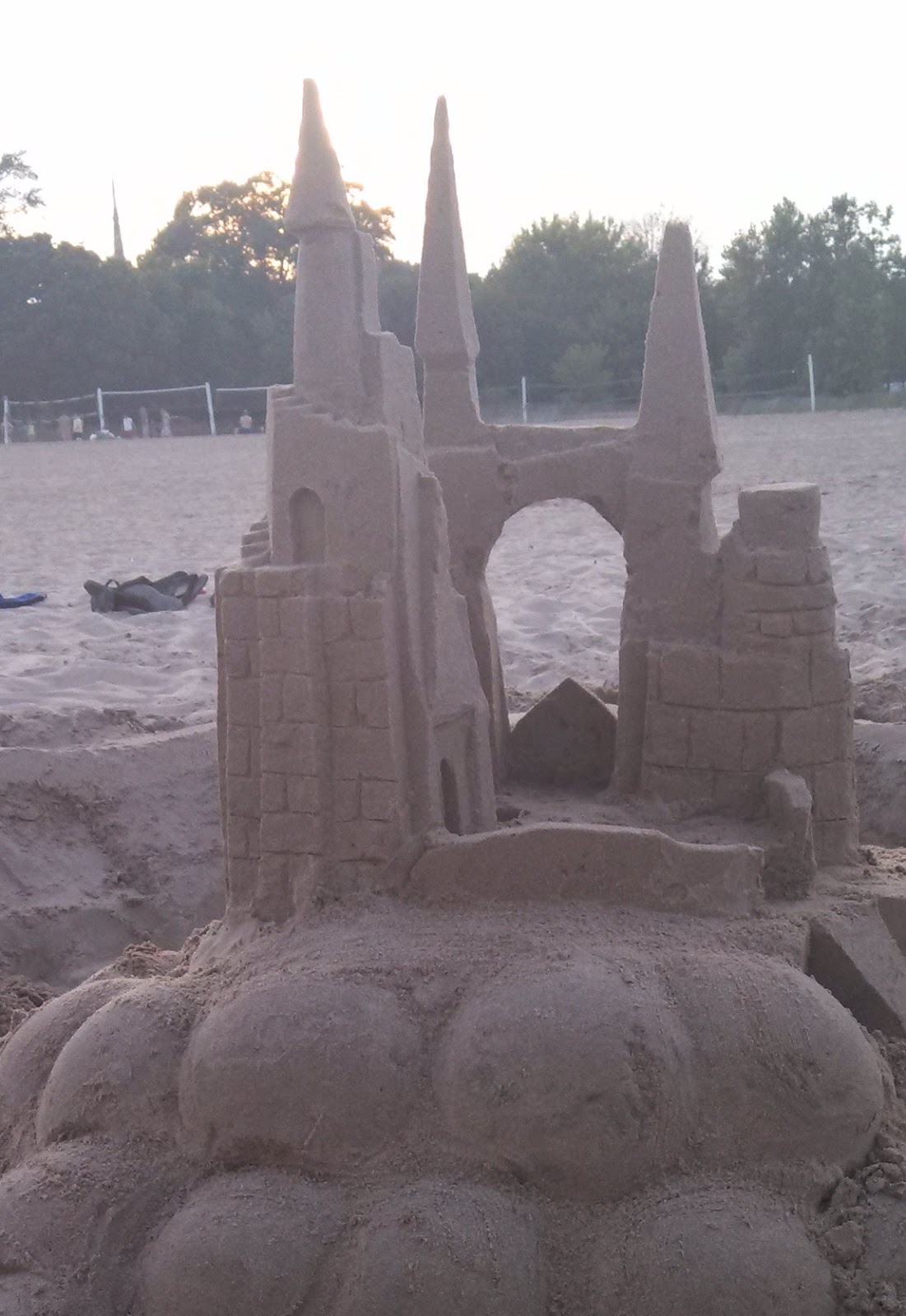 Evanston Newbie: Dave the Sand Castle Builder Rocks Evanston Sand ...