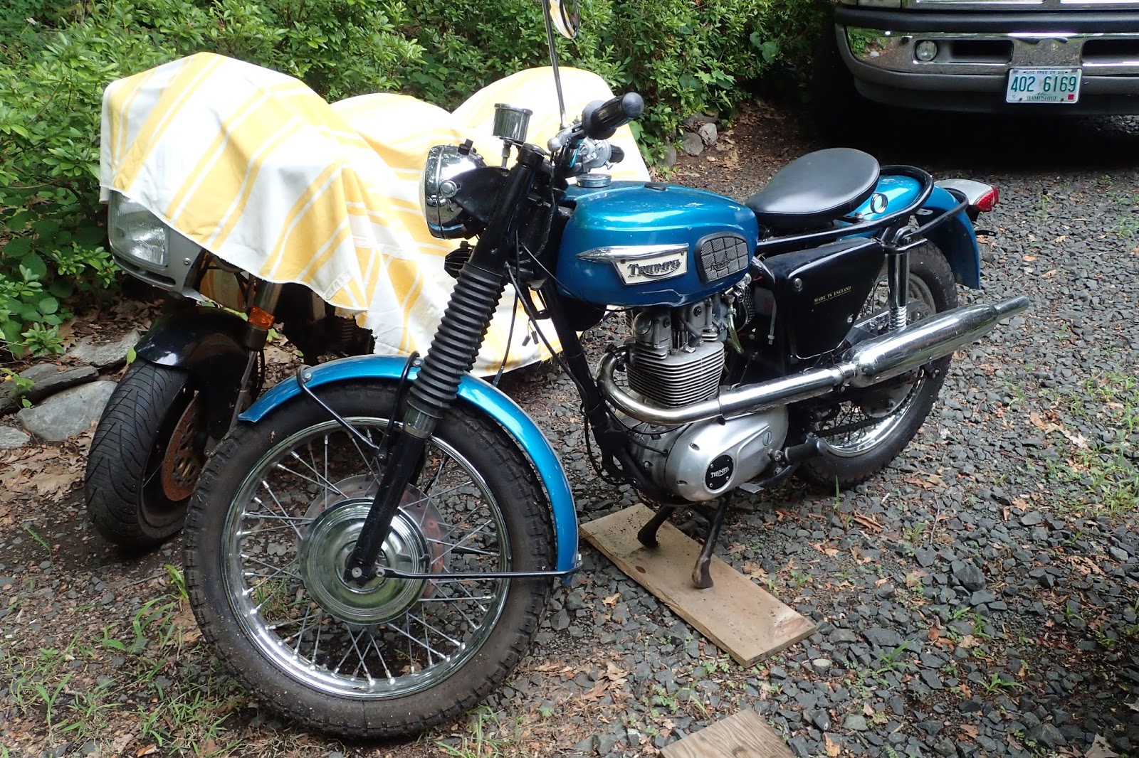 MondayMotoMadness: 1970 Triumph TR25W For Sale - Sold!