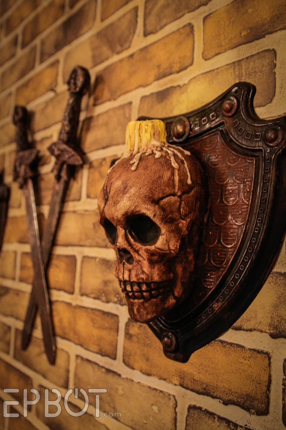 EPBOT: DIY Skull Sconces For Halloween And/Or Your Guest Room