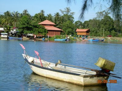 HOMESTAY IN KOTA BHARU, KELANTAN : SEROJA HOMESTAY: PANTAI PANTAI ...