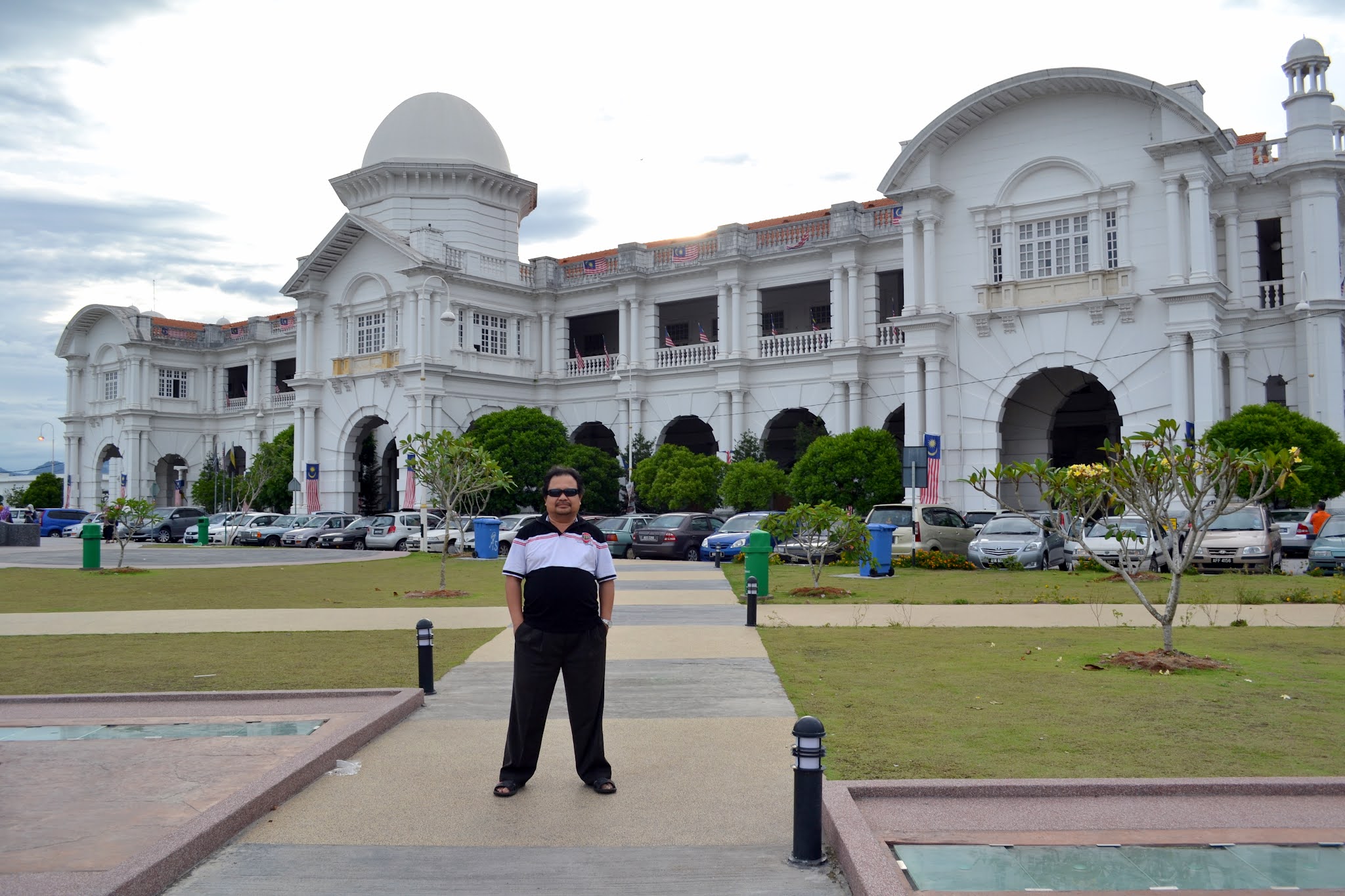 NORIZAN BIN BESAR: STESEN KERETAPI IPOH
