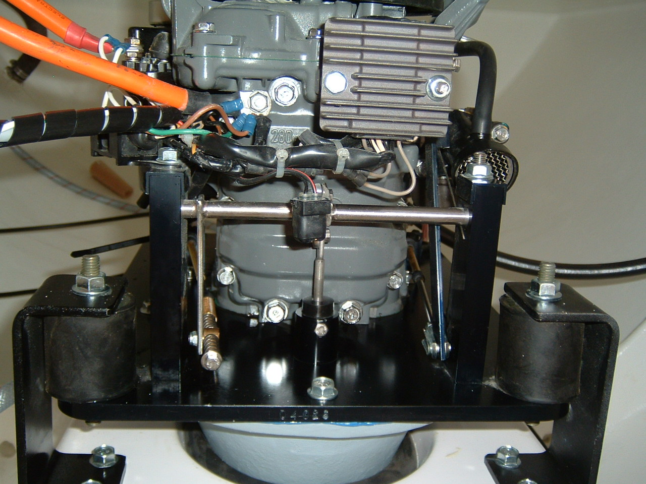 Grey Hound - Farrier F-33