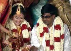 Actress Photos: Actress Simran Photos