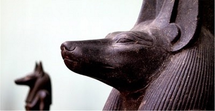 I colori del vento: Anubi, l'iniziatore e il signore dell'Oltretomba