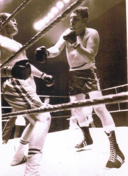 Male Trailing Spouse : The Seedy Gangland World of 1970s Unlicensed Boxing