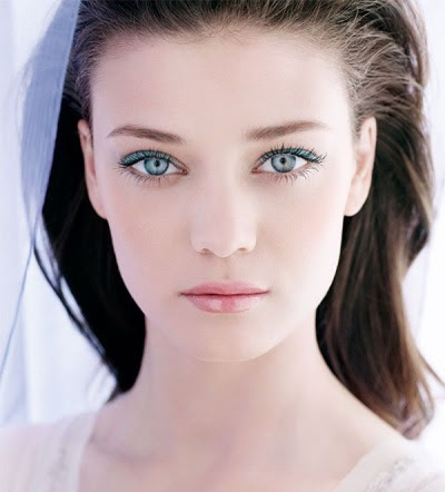 Ninas y Ninos de Moda NINI : Maquillaje de ojos para tez clara ...