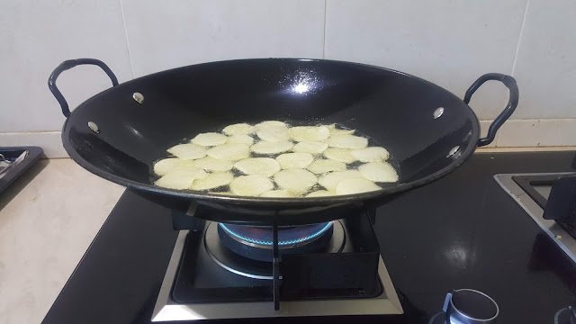 CRISPY ARROWHEAD CHIPS