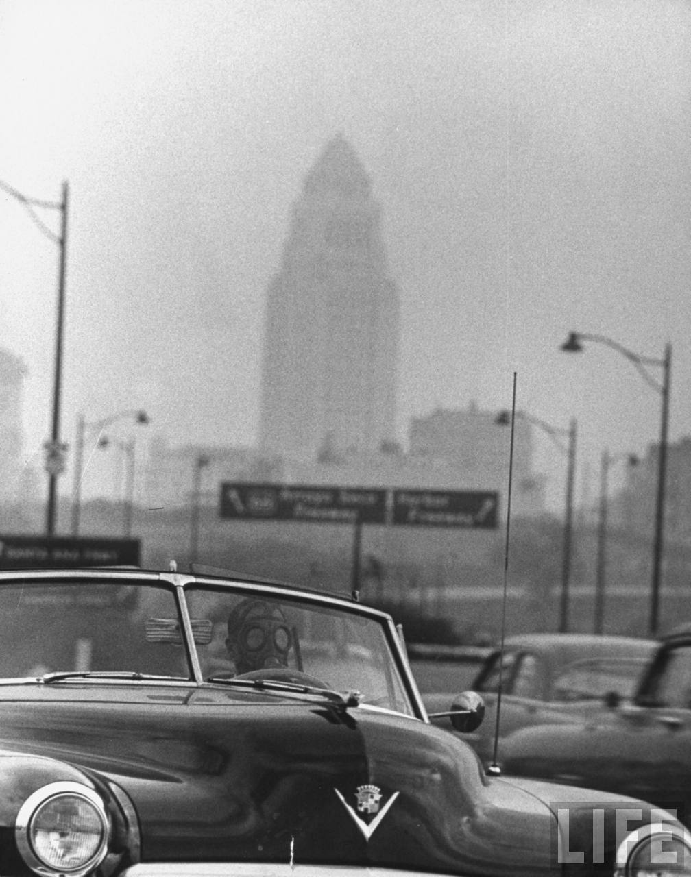 Los Angeles Smog Meeting, 1954 | Vintage News Daily