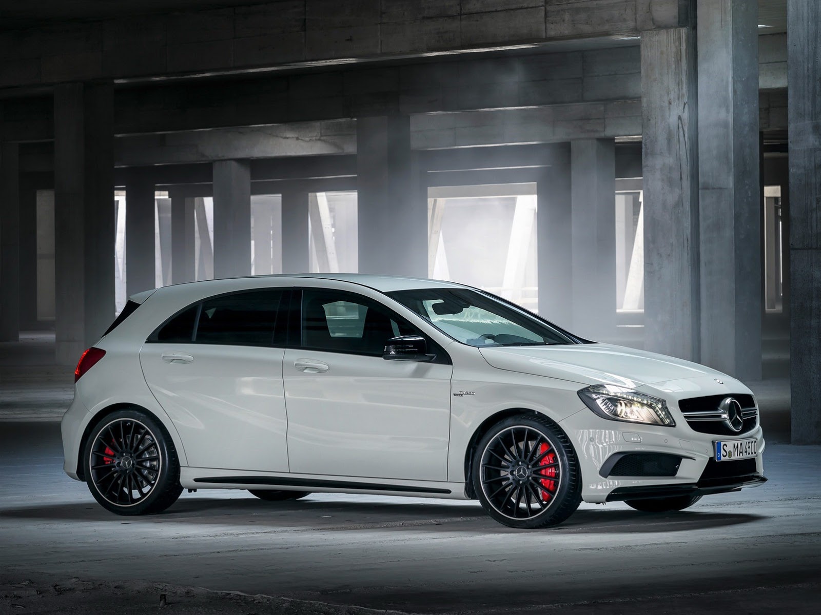 MERCEDES-BENZ A 45 AMG: FIRST PICTURES! - Awesome Cars: MERCEDES-BENZ A ...