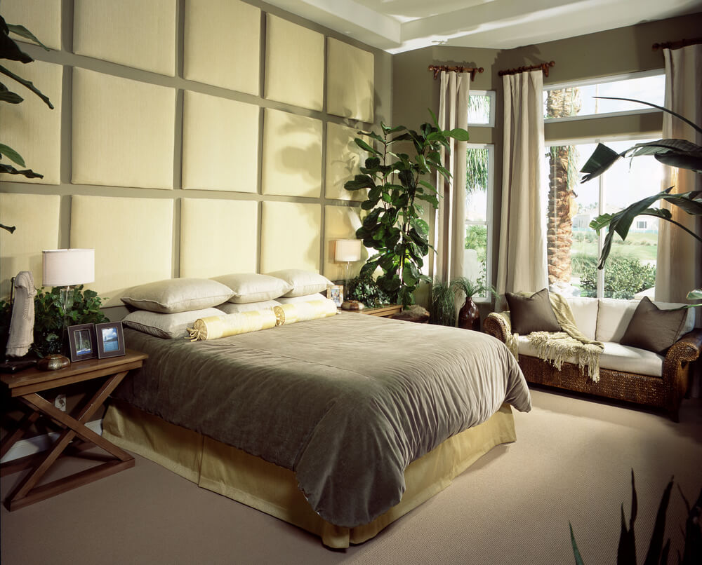 20 Elegant Small Master Bedroom Ideas Decorating - images of home ... 20 Elegant Small Master Bedroom Ideas Decorating - images of home ...