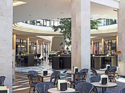 Types Of Food And Beverage Service Outlets - Food And Beverage Knowledge