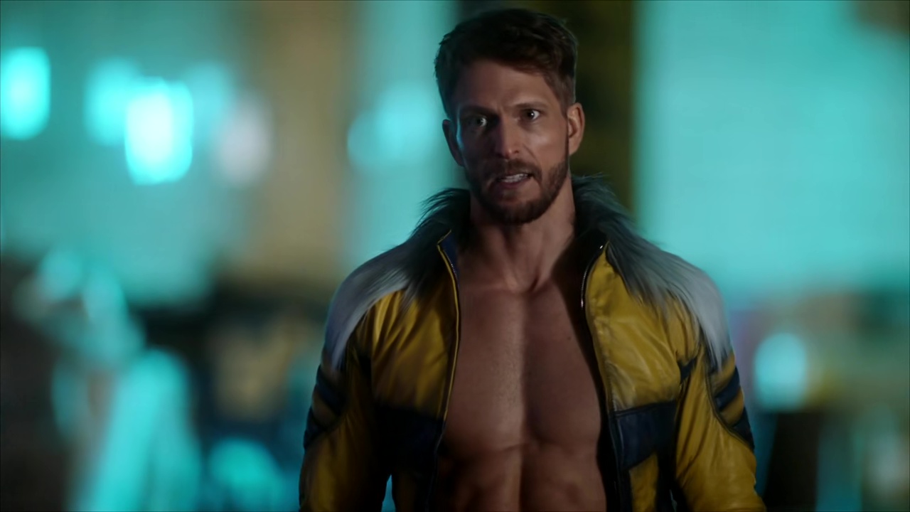 ausCAPS: Jon Cor shirtless in The Flash 7-11 "Family Matters, Part 2"