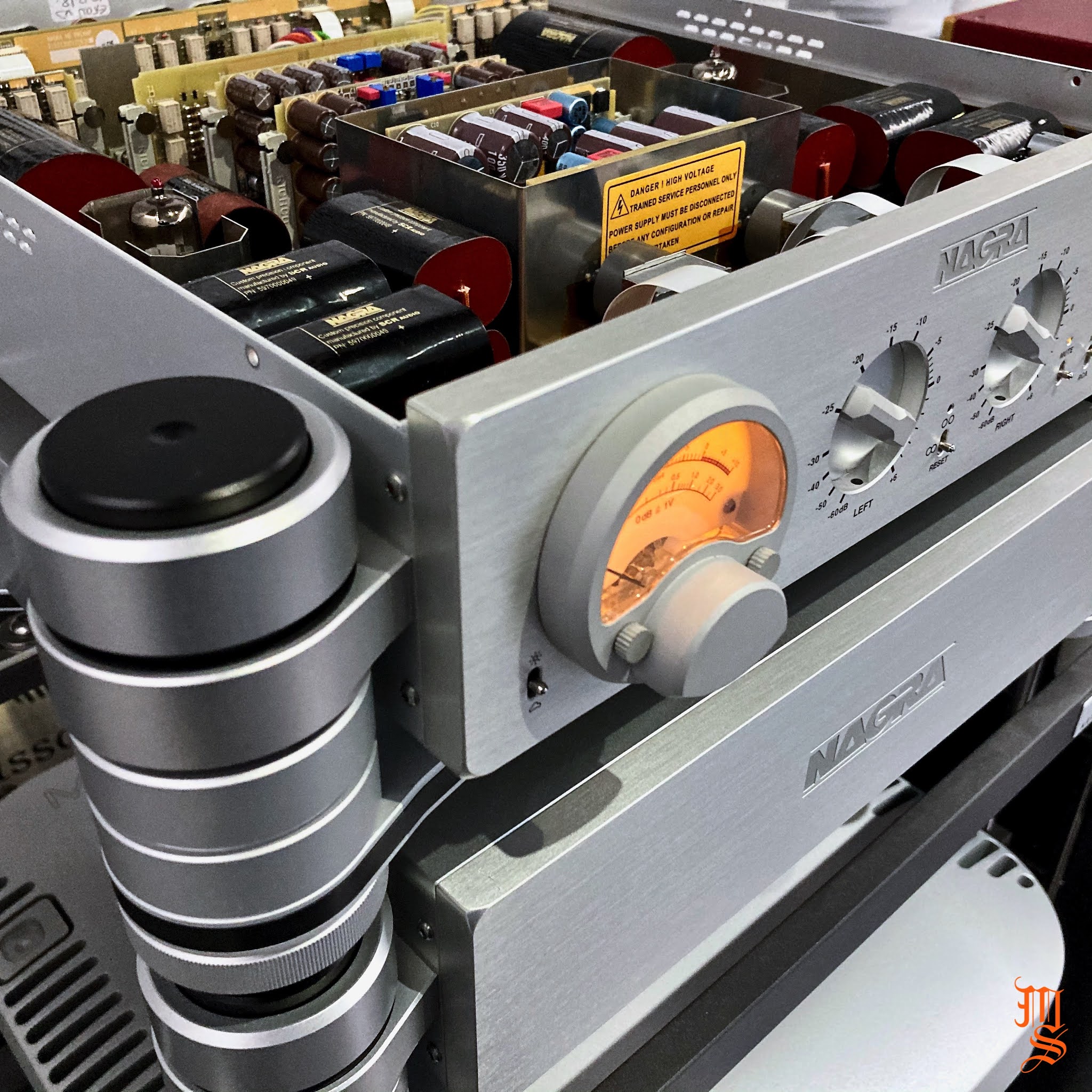 NAGRA HD PREAMP HV PREAMPLIFIER – M & S | Ultimate High-Fidelity