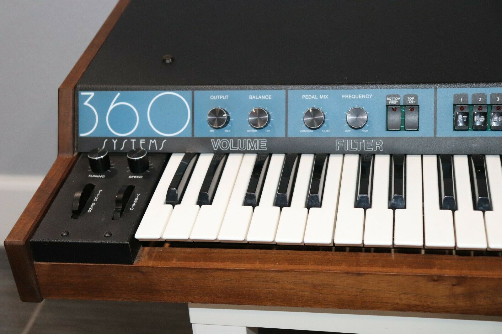 MATRIXSYNTH: Rare 360 Systems Digital Keyboard