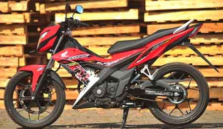 Review Honda Sonic 150R LENGKAP! A-Z | Spek Motor