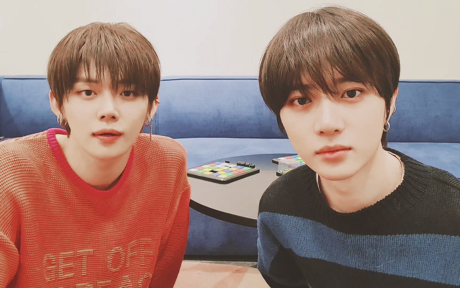 [PANN] Beomgyu y Yeonjun de TXT se ven tan guapos en el Vlive que hicieron justo ahora ...