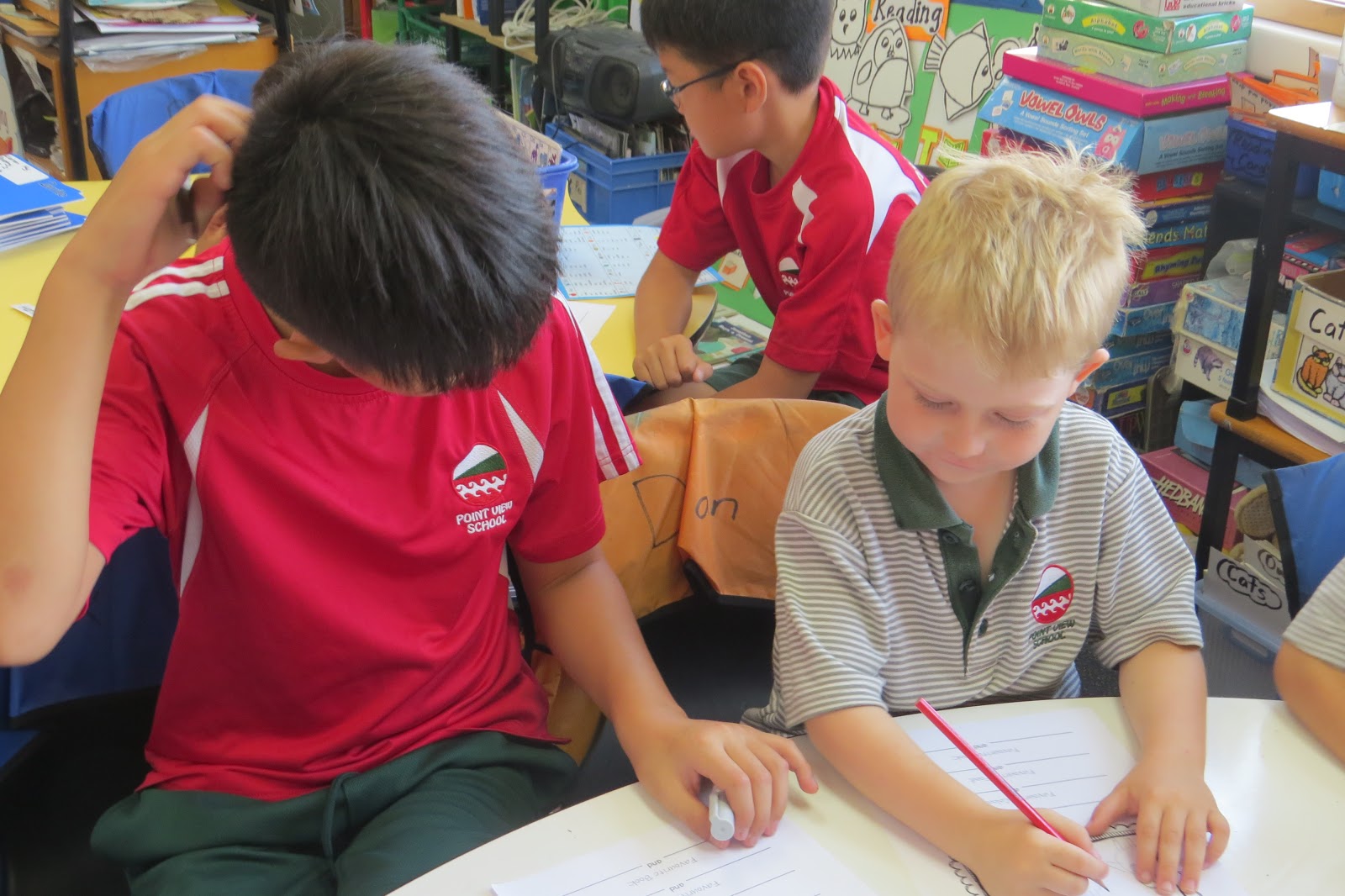 PVS Learning Together: Meeting our Buddy Class - Room 24