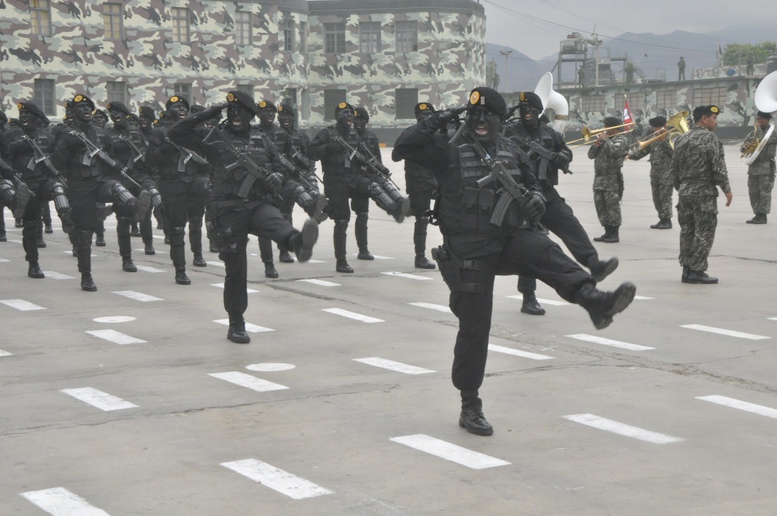 Nuestro Ejército en video: Conozca usted, a los nuevos mandos del ...