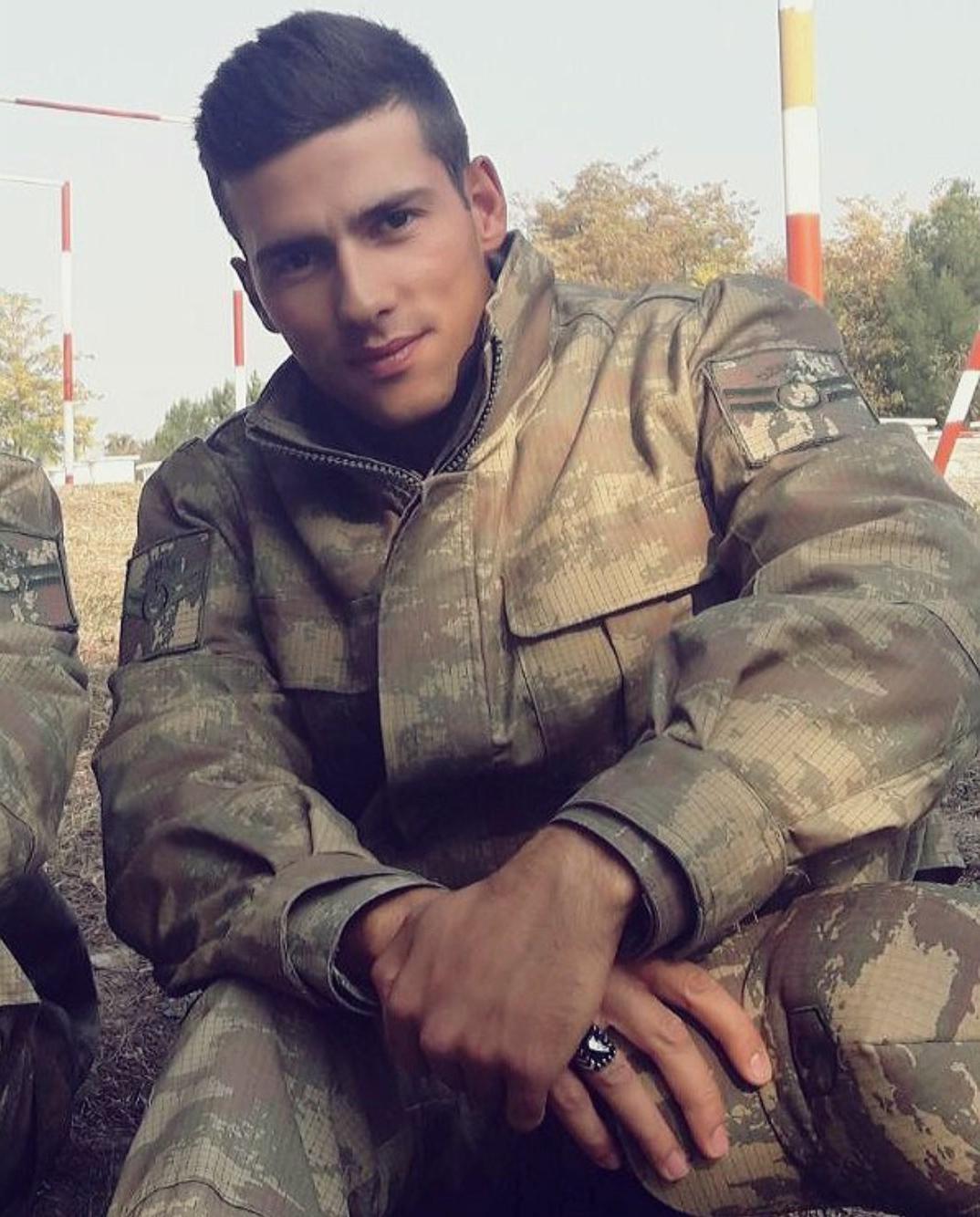 TESTOSTERONA: HOMENS DE FARDA: O CHARME VIRIL E DESBRAVADOR DOS MACHOS ...