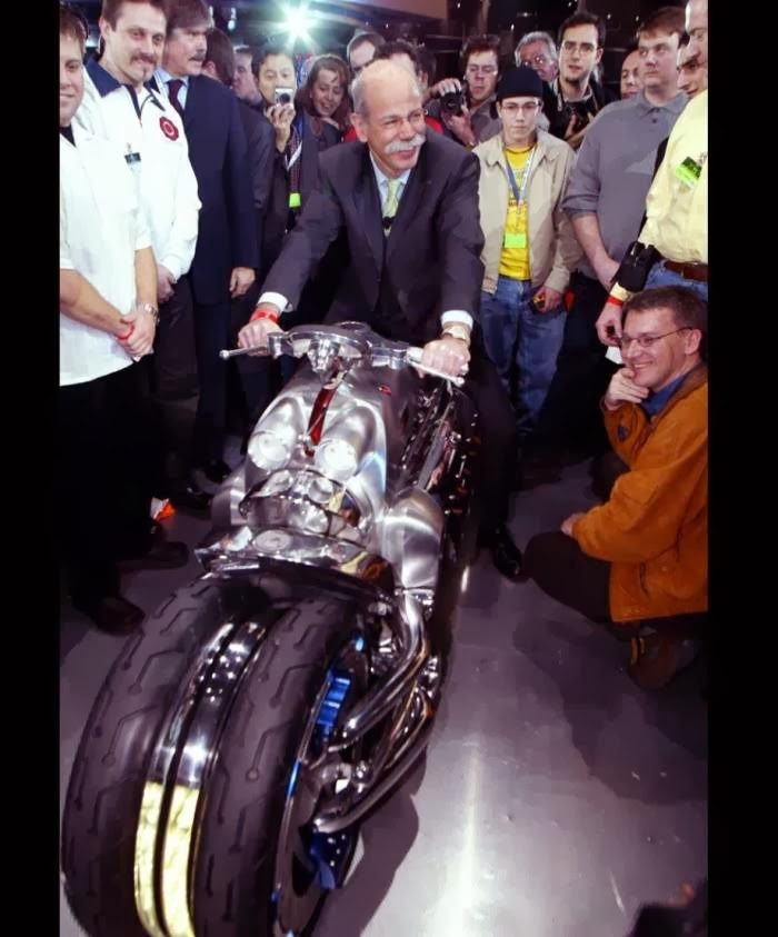 New Launches In Market: Incredible Dodge Tomahawk Motorcycle