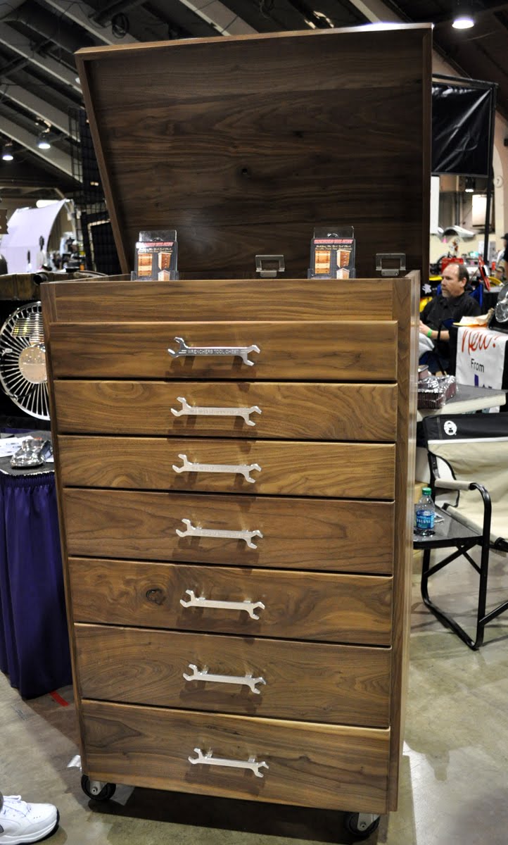 Just A Car Guy: Check out the Wrenchers Tool Chests, these are awesome ...