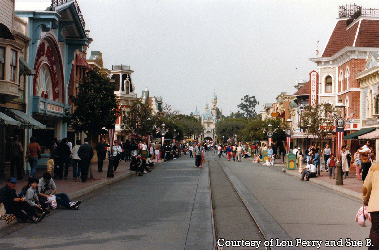 GORILLAS DON'T BLOG: Main Street, March 8, 1985