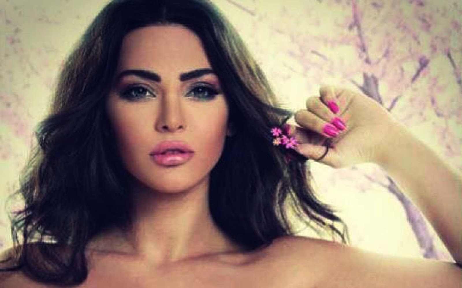 Sepideh Singer of the Middle East