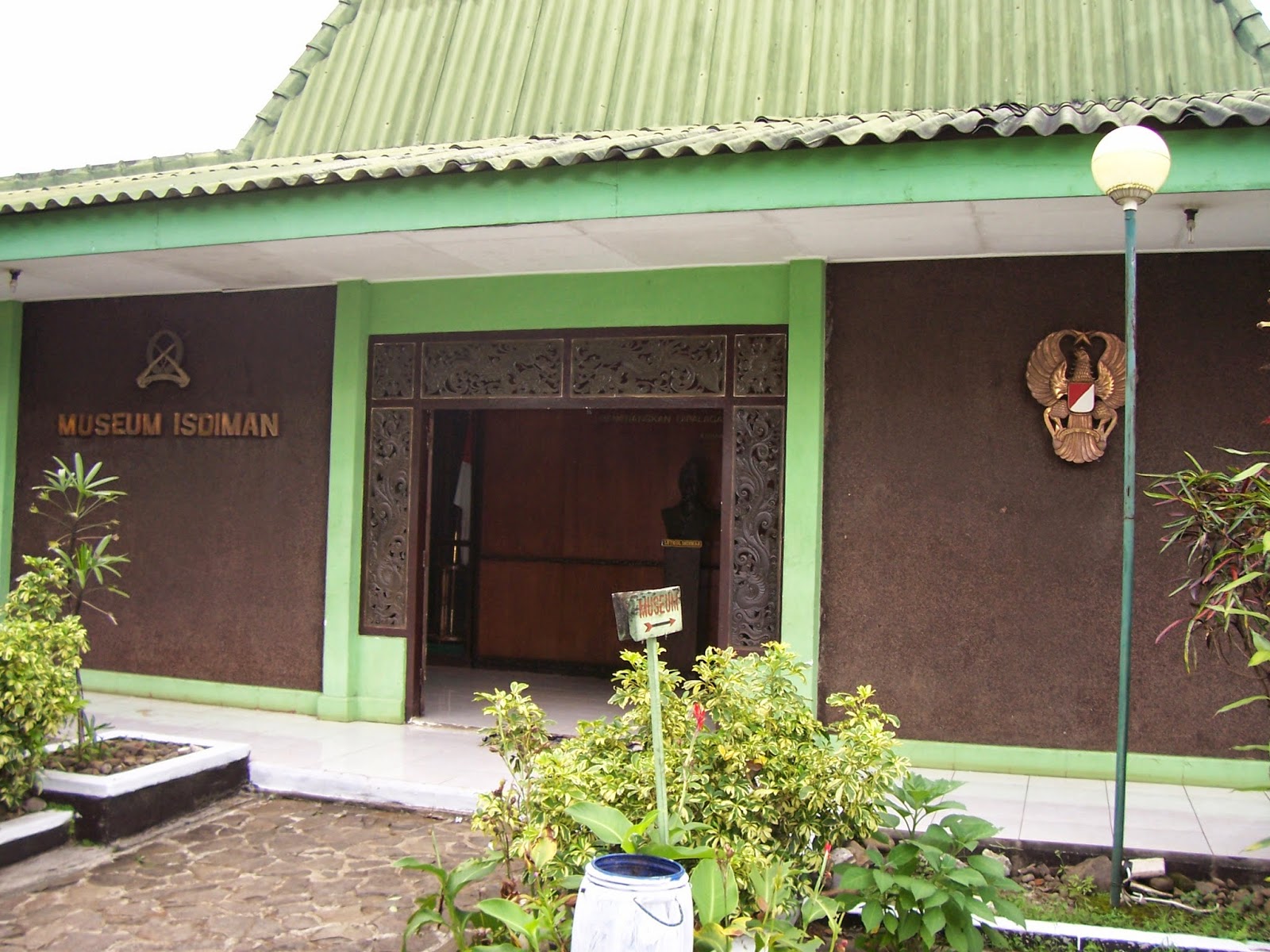 TERRANINA's STORIES: Melihat jejak sejarah di Monumen Palagan Ambarawa