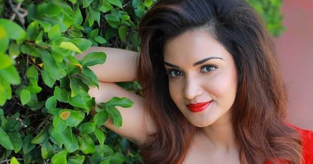 Honey Rose wikipedia biography - Wiki bio collection