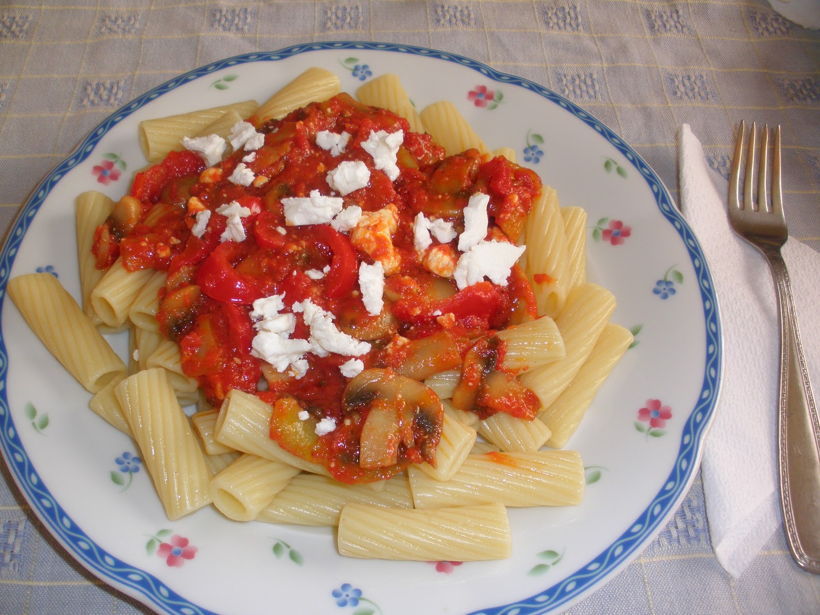 Come to cook: Ζυμαρικα με λαχανικα και φετα