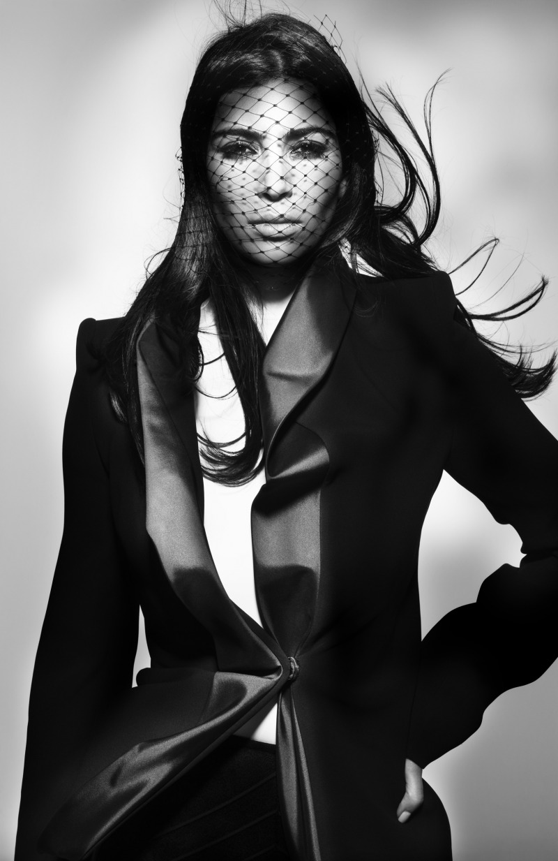 The Wawidoll Fashion Files: Kim Kardashian stars in Nick Knight‘s black ...