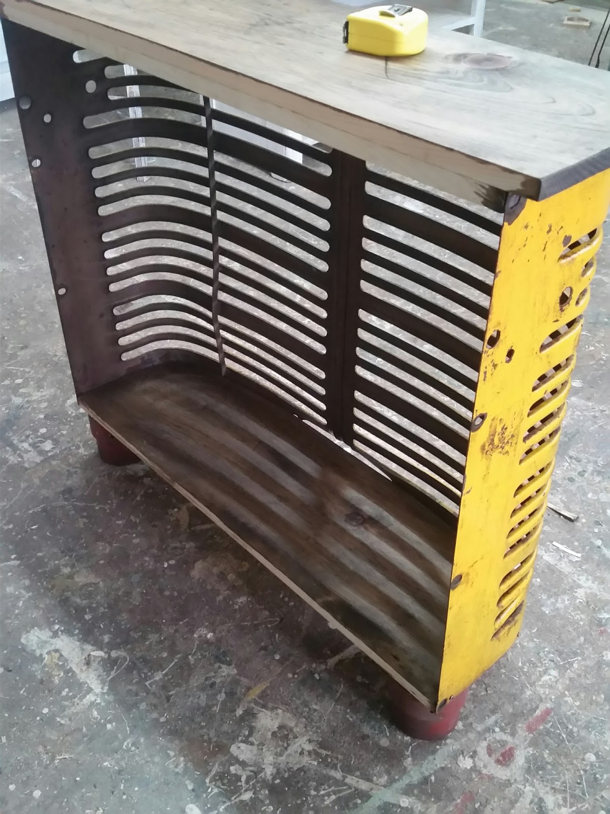 Bulldozer Grill Sofa Table